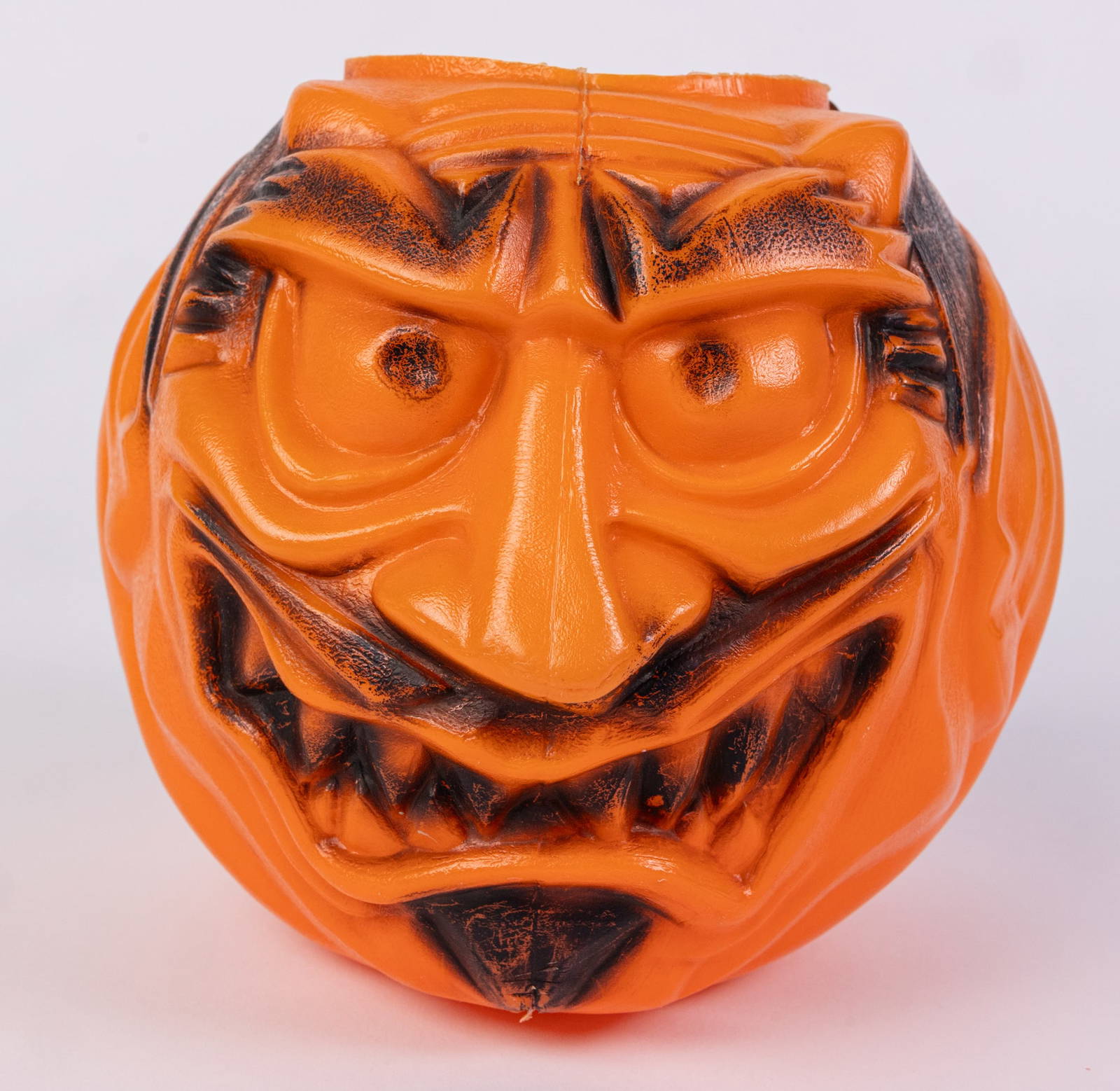 Topstone "the Devil" Vintage 1960's Halloween Plastic Candy Bucket Auction