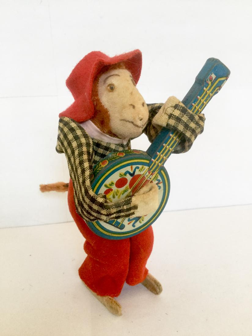 Musical Monkey Banjo Playing Wind Up Toy - Apr 08, 2017 | Jasper52 in NY