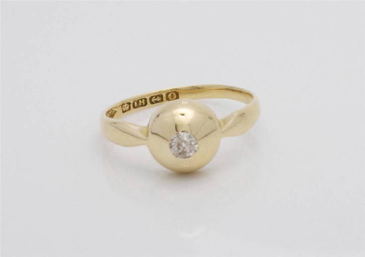 Antique English 18k Gold Diamond Engagement Ring