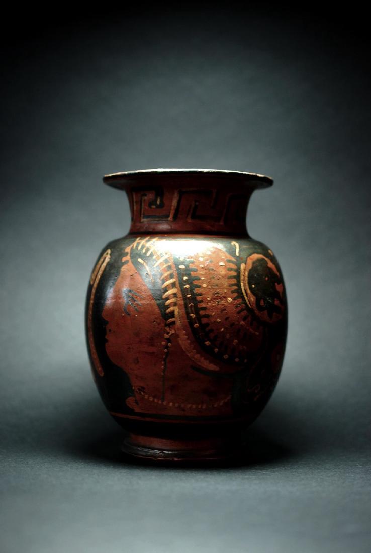 APULIAN RED FIGURE OLPE, 4TH CENTURY B.C.