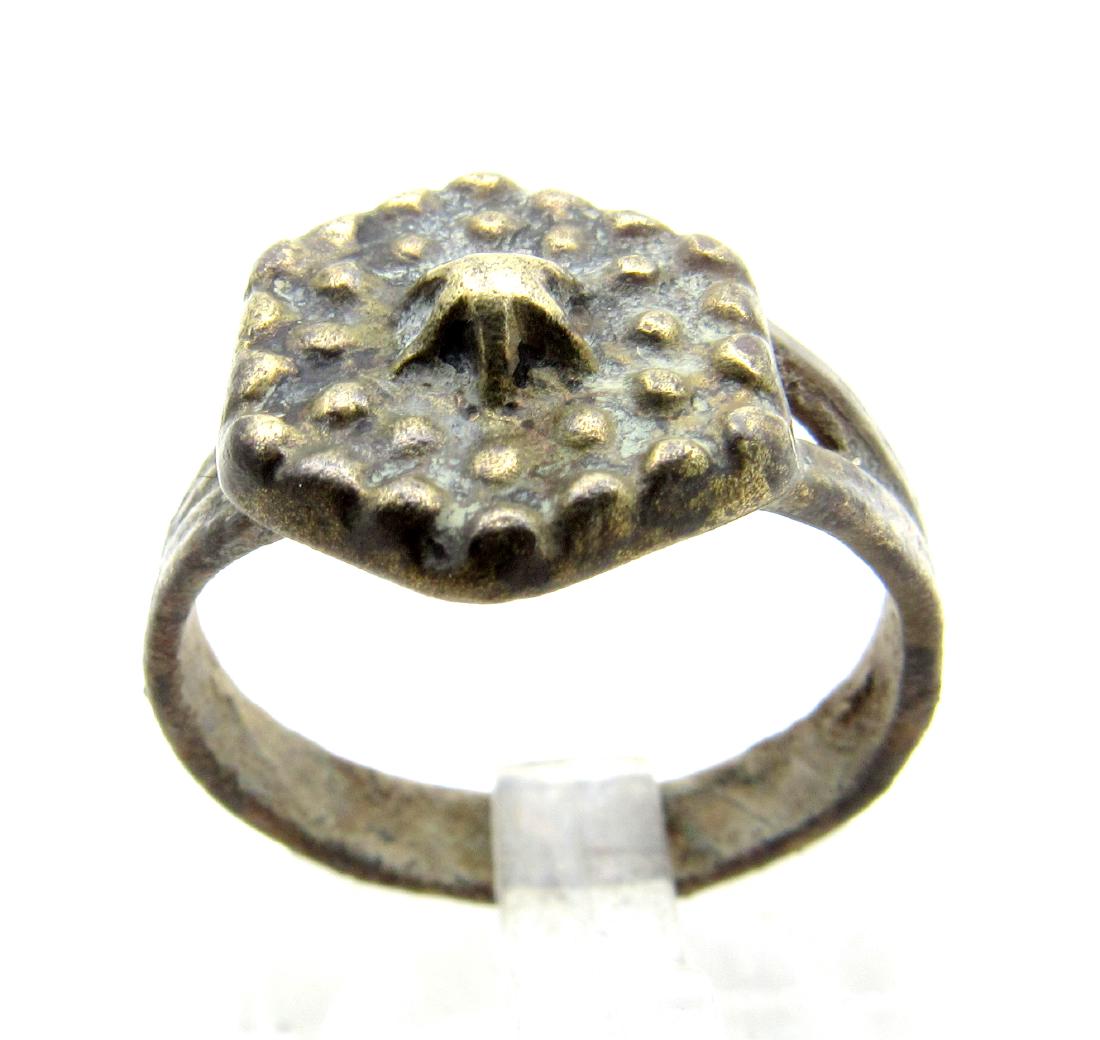 Late Medieval Tudor Ring with Crown Bezel
