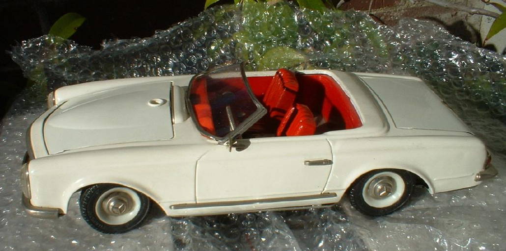 Schuco Real 5500 Mercedes 230 Sl