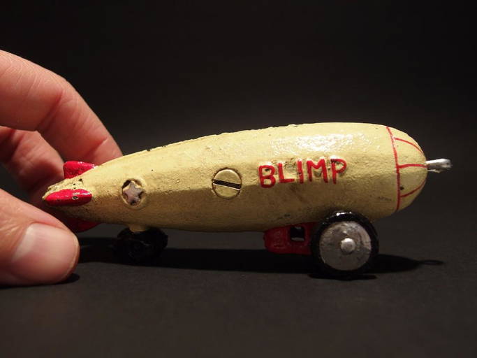 Mini Cast Iron Blimp Zeppelin Pull Toy