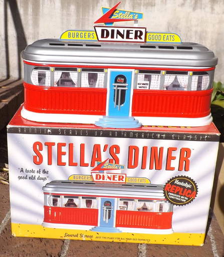 Stella's Diner Ho Scale Boxed, Tin, C10