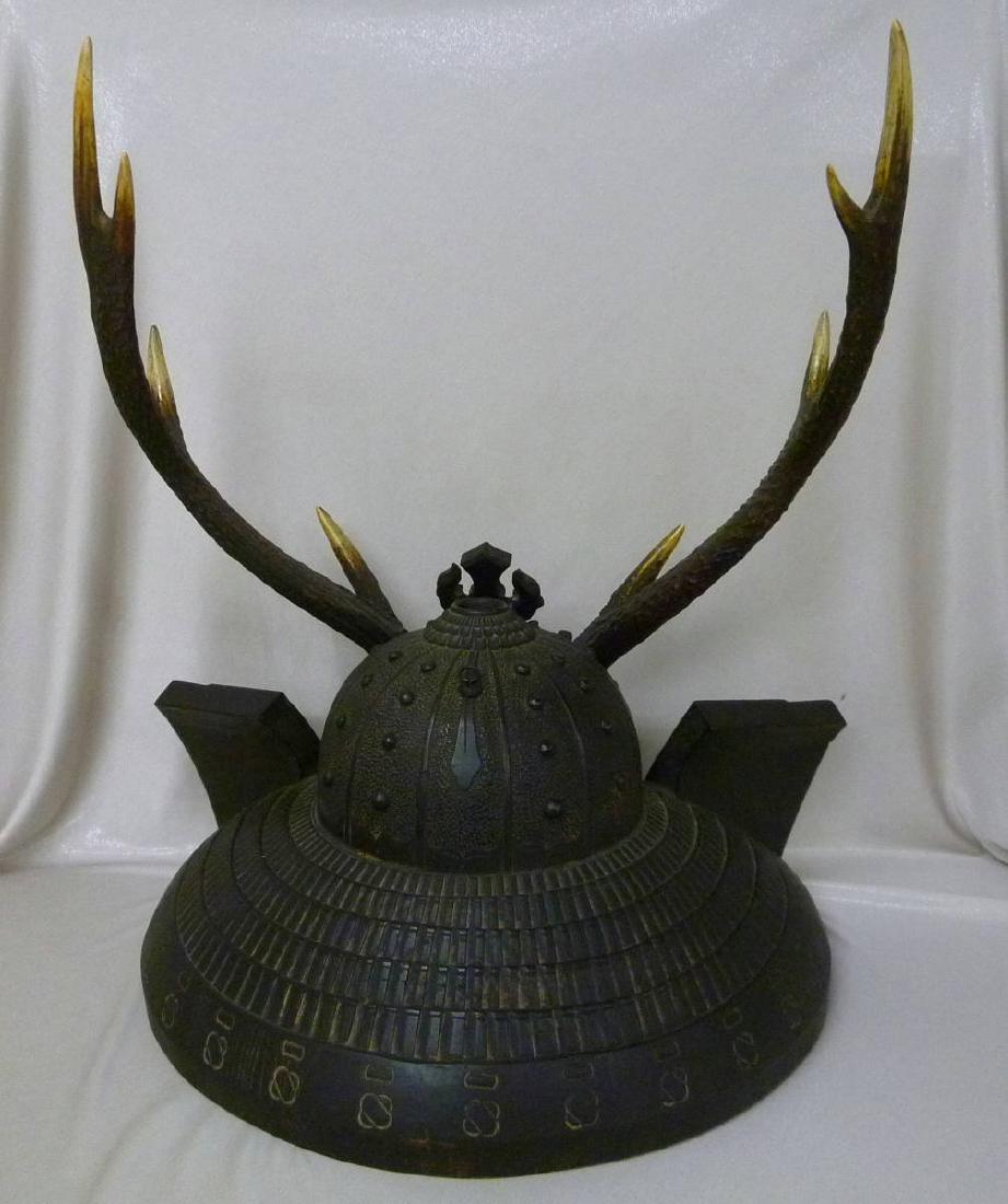 Great antique Japanese Wooden Kabuto With samurai crest