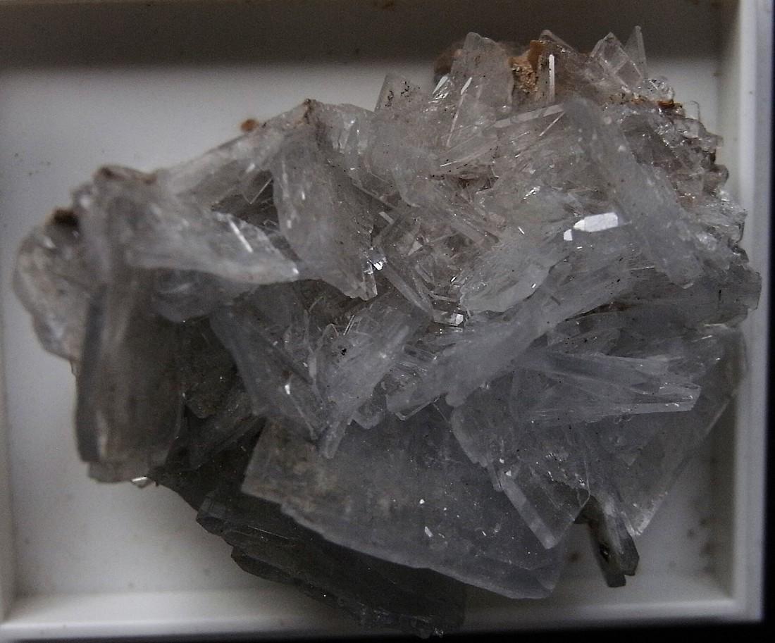 TRANSPARENT BARYTE CRYSTAL CLUSTER