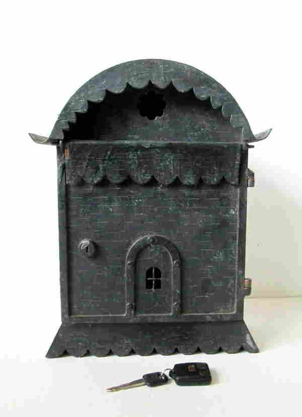 Early House Form Mailbox - Sep 05, 2019 | Jasper52 in NY