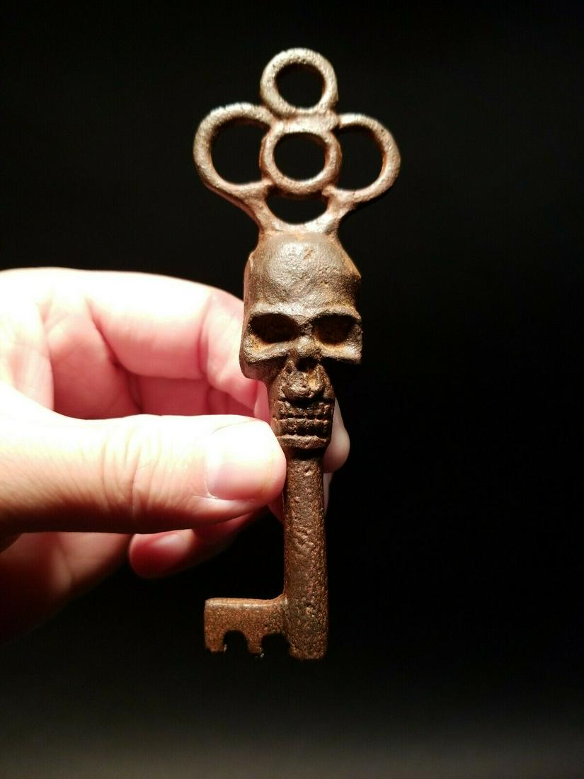 Cast Iron Skull Skeleton Key - Dec 31, 2019 | Jasper52 in NY