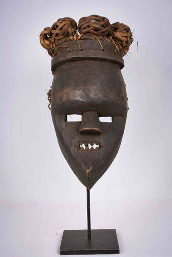 Salampasu Masks Are Famous And Are Characterized By A