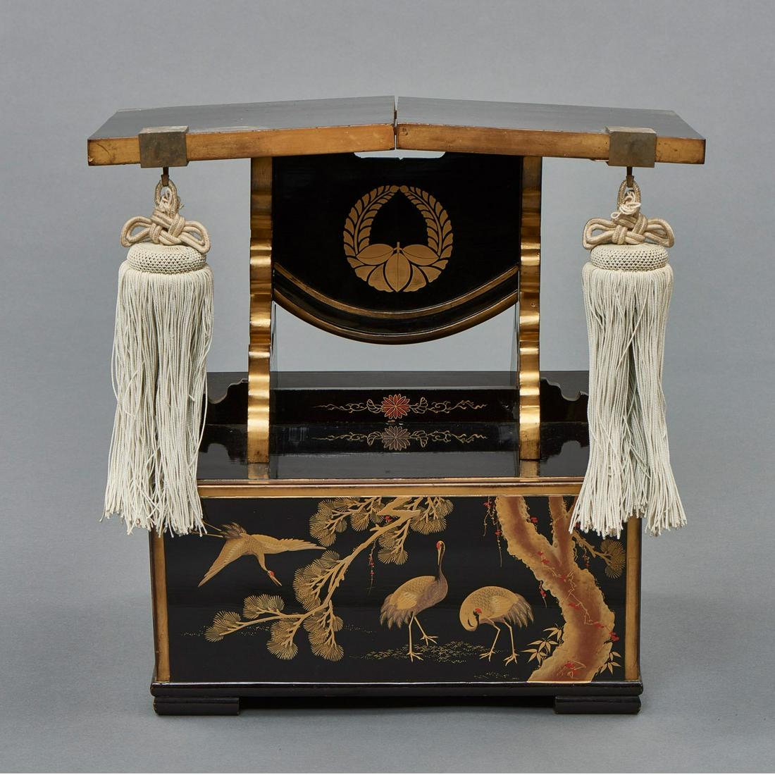 Black Lacquered Lecture Table