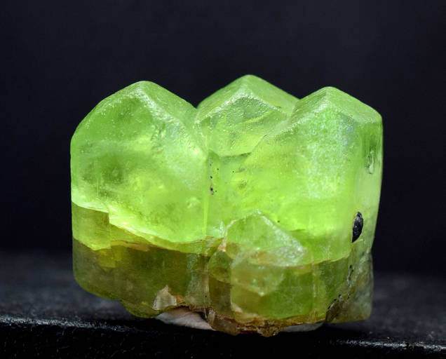 Peridot Natural Crystal ~ Terminated And Undamaged Complex Mountain ...
