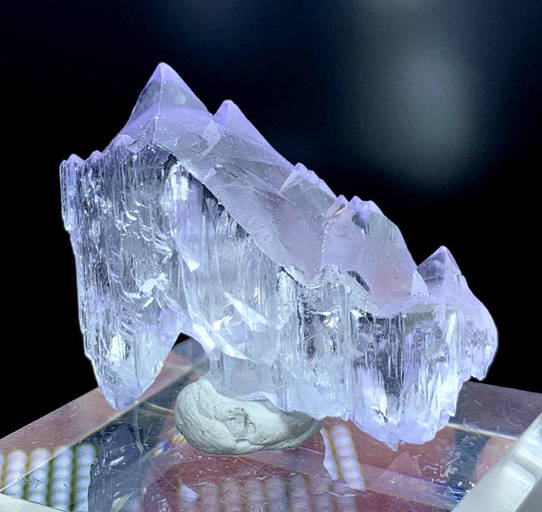 Buy Lavender Kunzite | Pink Kunzite | Kunzite Crystal | Raw Kunzite ...