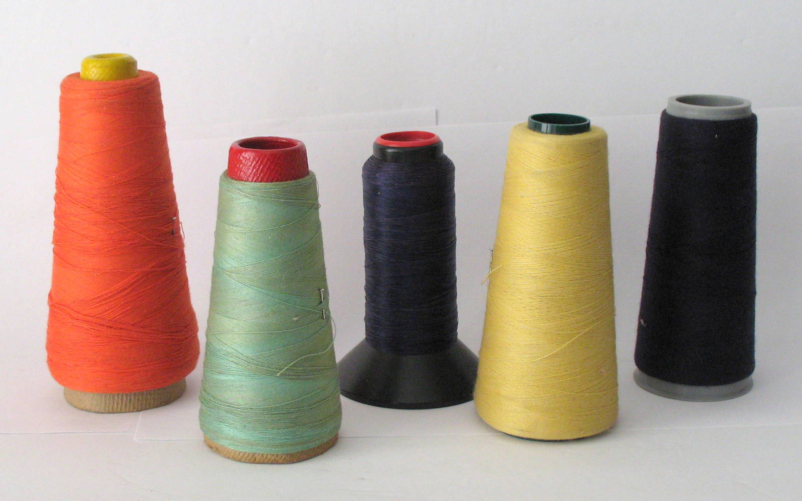 Vintage spool of thread. (#0289) on Mar 23, 2023 | Jasper52 in NY