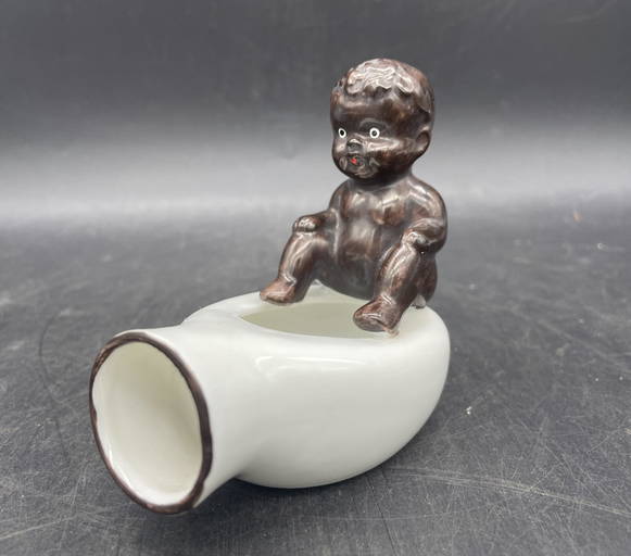 Vintage Black Americana Boy On Pot Ashtray Occupied Japan