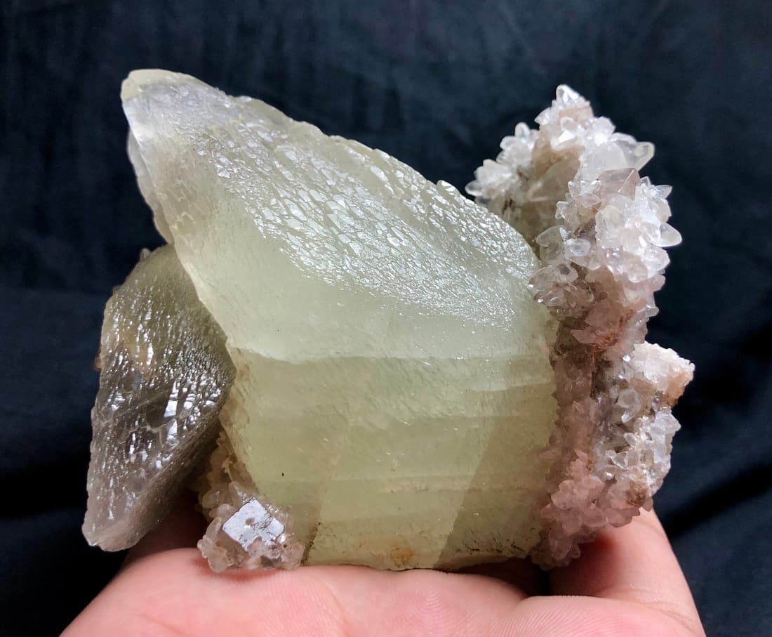 Collectible Rocks, Minerals & Fossils for Sale in Online Auctions - Page 33