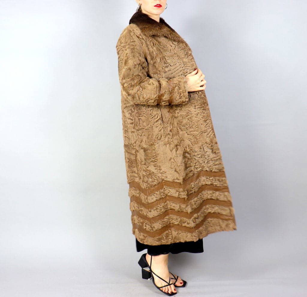 Buy Brown Persian Broadtail Fur Coat - Nutria Collar -size L - Us16 ...