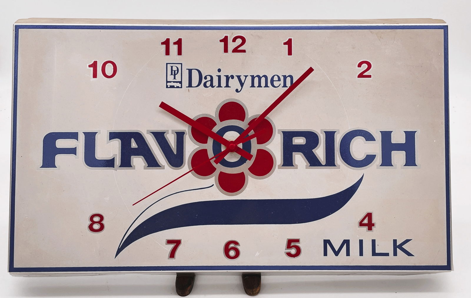 Dairymen Flav O Rich Milk Clock Auction