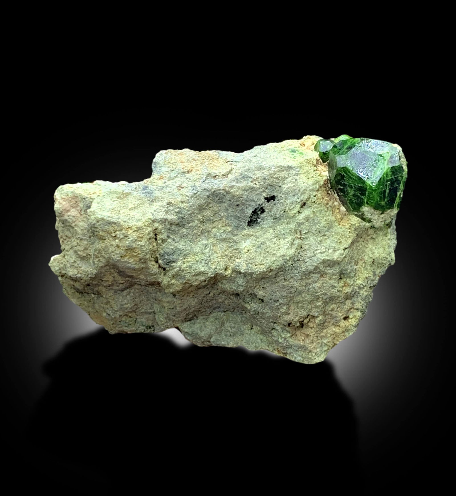 Demantoid Garnet, Green Garnet, Garnet Crystals, Demantoid Garnet ...