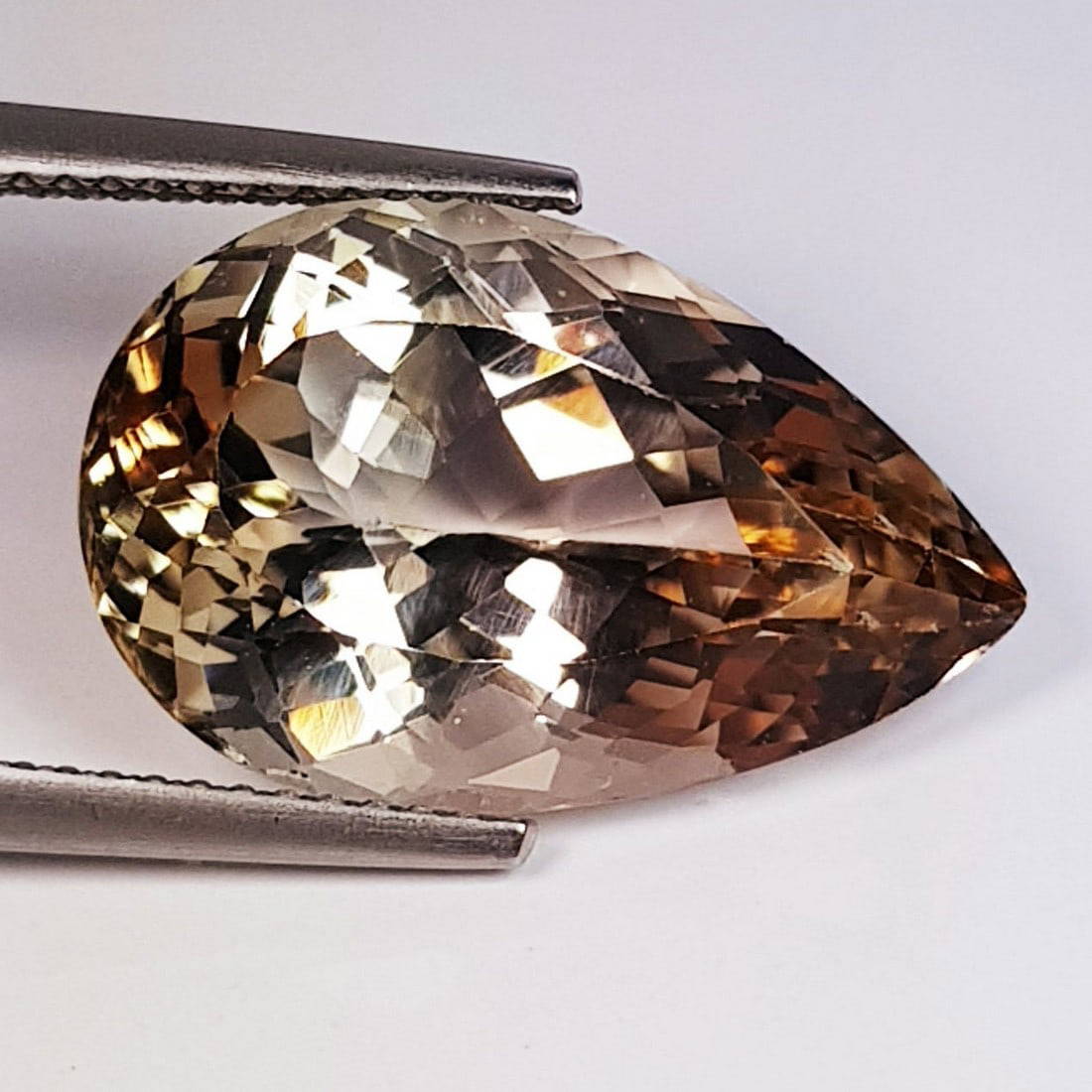 13.88 Ctz "master Collection" Natural Imperial Topaz Auction