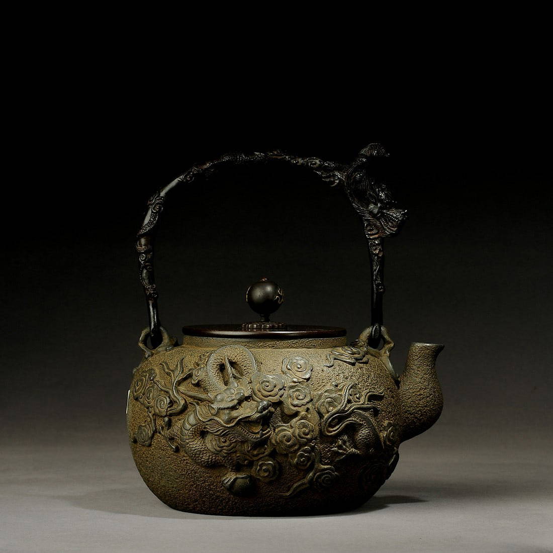 Japanese Showa Period Antique Iron Kettle Auction