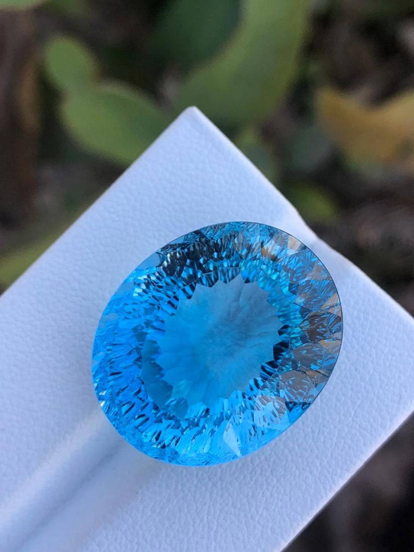 46 Carats Natural Swiss Blue Topaz Laser Cut 23x19x13 Mm Auction