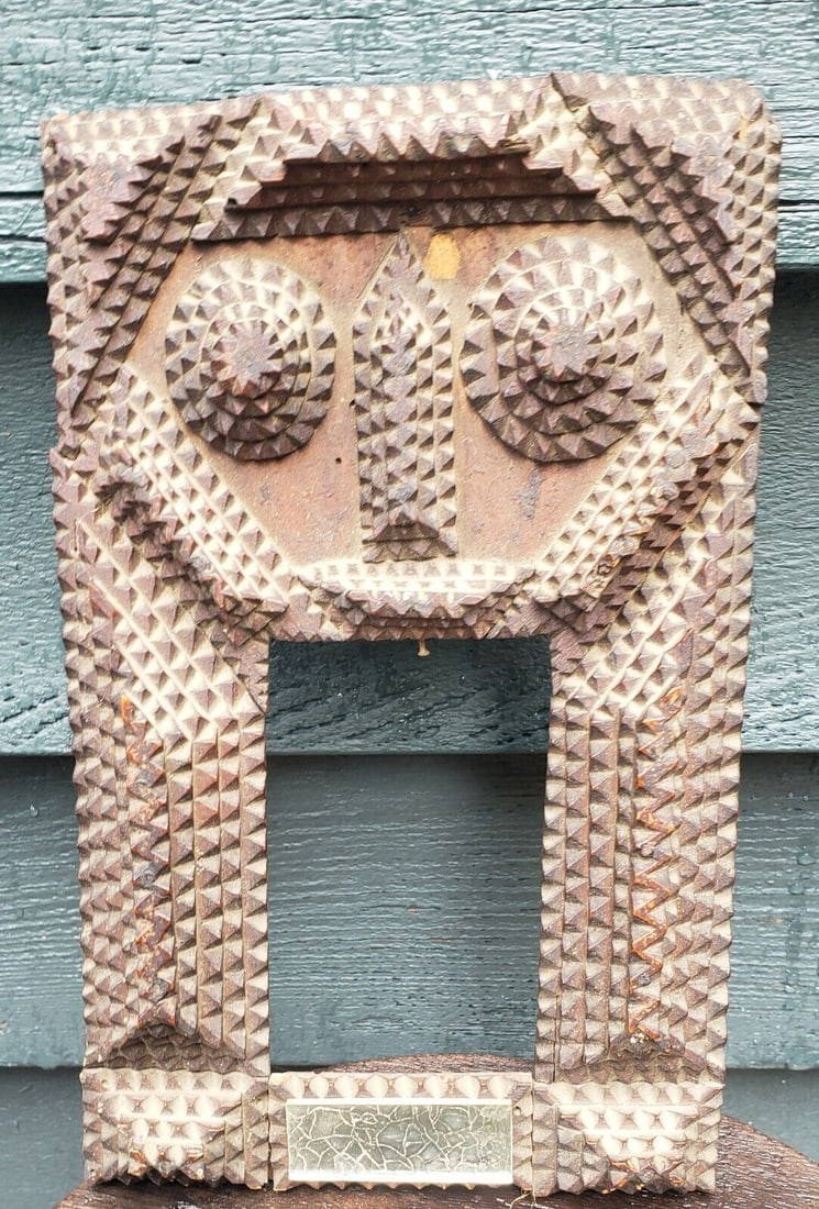 Fantastic Folk Tramp Art Frame Great Color Owl Adirondacks Auction
