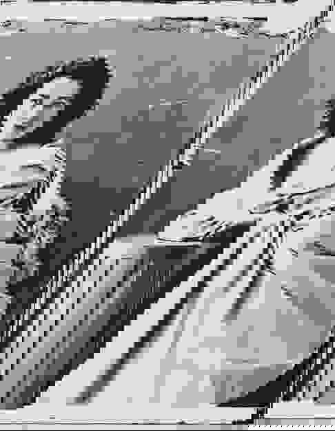 Nadar - Sarah Bernhardt 1865 Auction