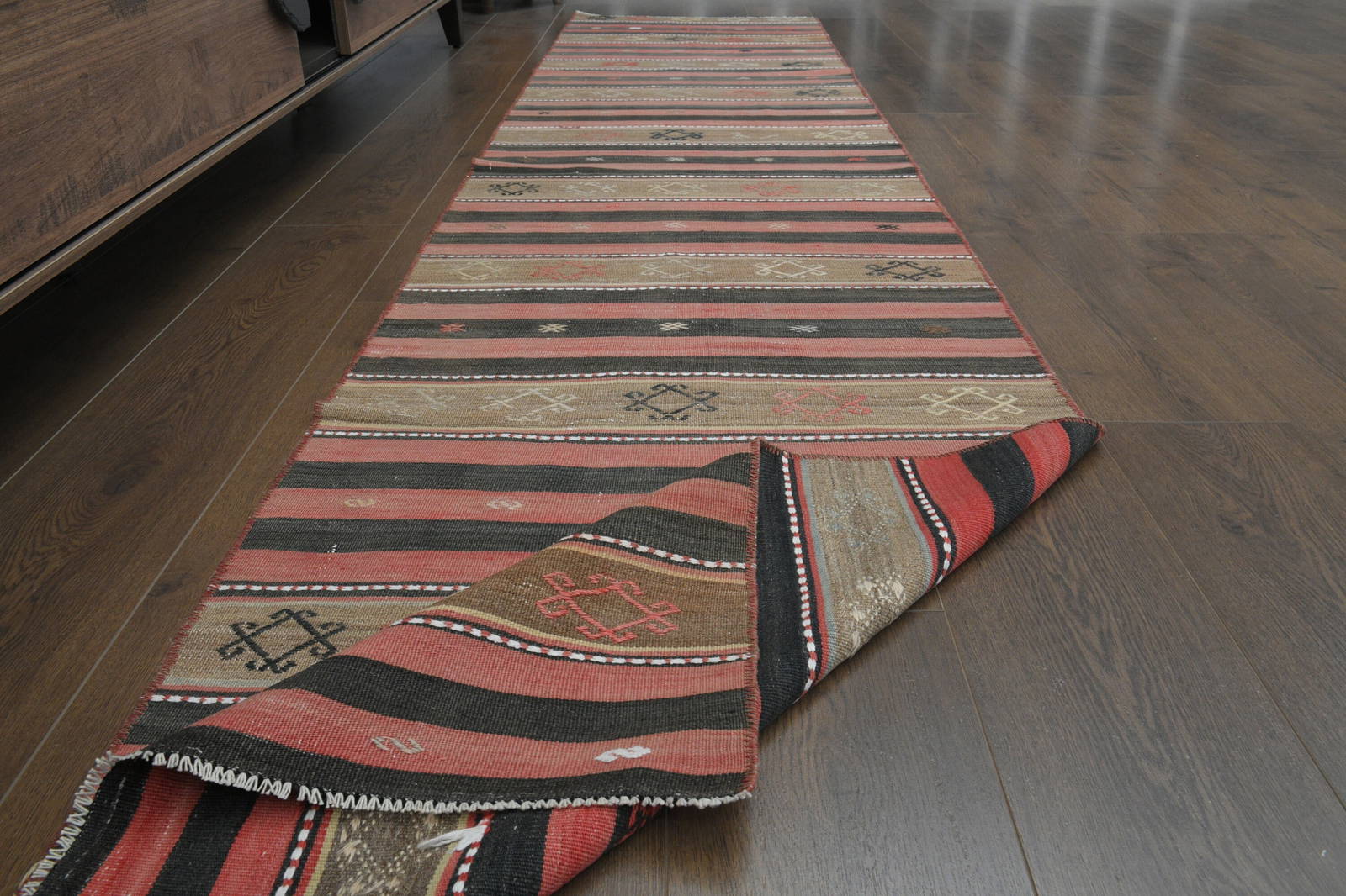 2.3 X 10.5 Ft, Klim Rug Auction