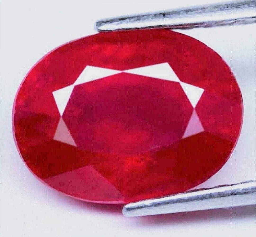 Buy 1,88 Cts Natural Red Ruby Oval Shape | Jasper52 In Ny