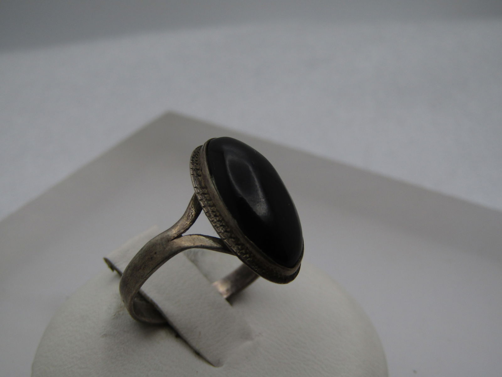 Vintage Sterling Jet Southwestern Ring, Sz. 7.25, 1960's-1970's Auction