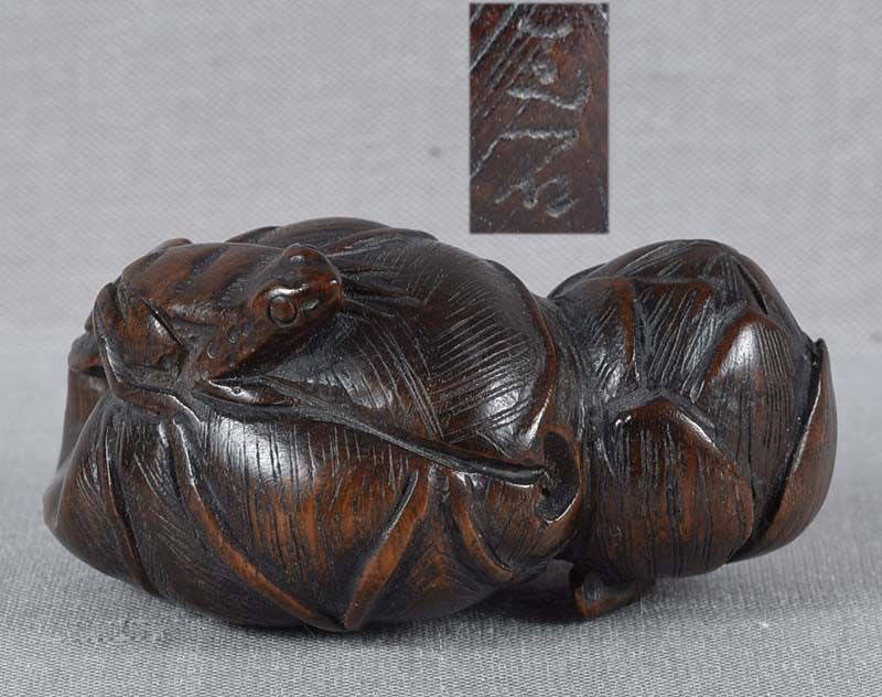 1910s Netsuke Frogs On Peony Buds By Gyokuseki Auction