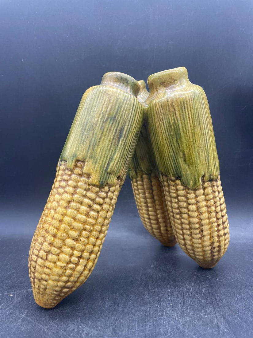 3 Ears Corn Pottery Vase Auction