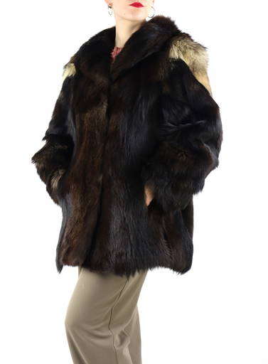 Elegant European Fur Garments Auction on Jul 16, 2024 by Jasper52 in NY
