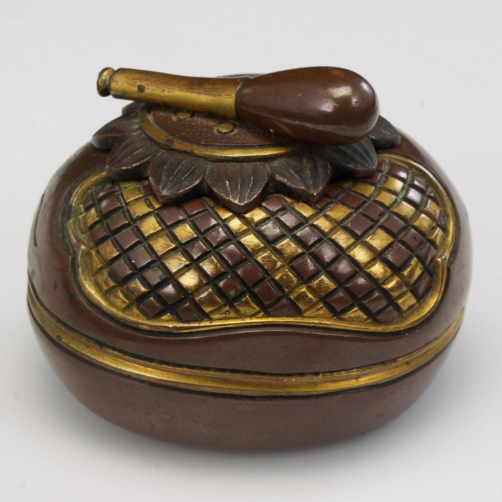 Japanese Meiji Inkwell Lotus Design Auction