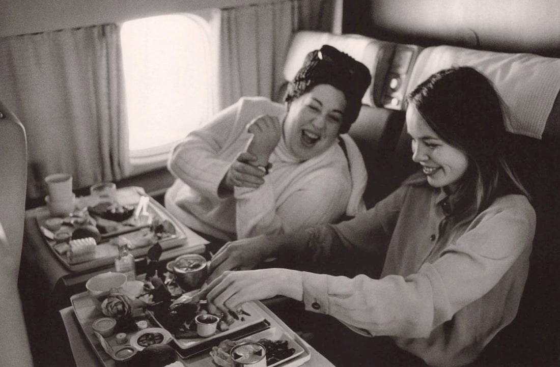 Jim Marshall - Mama Cass And Michelle Phillips, 1967 Auction
