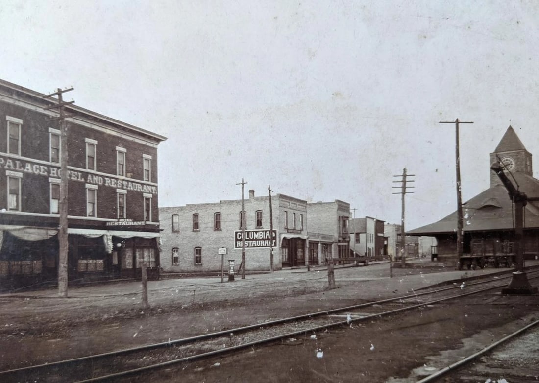 1898 Grand Forks North Dakota Palace Hotel & Great Northern Railroad ...