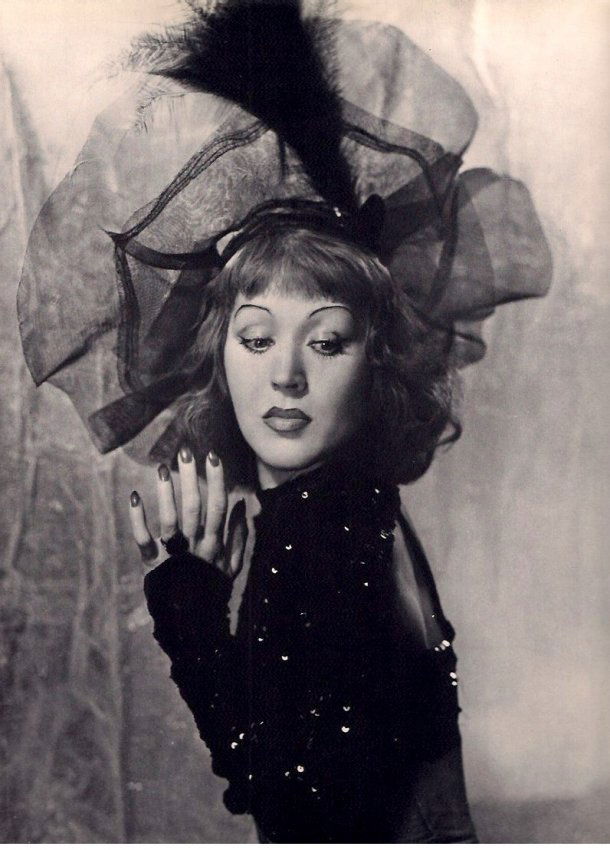 Willy Maywald: Portrait De Catherine Hessling