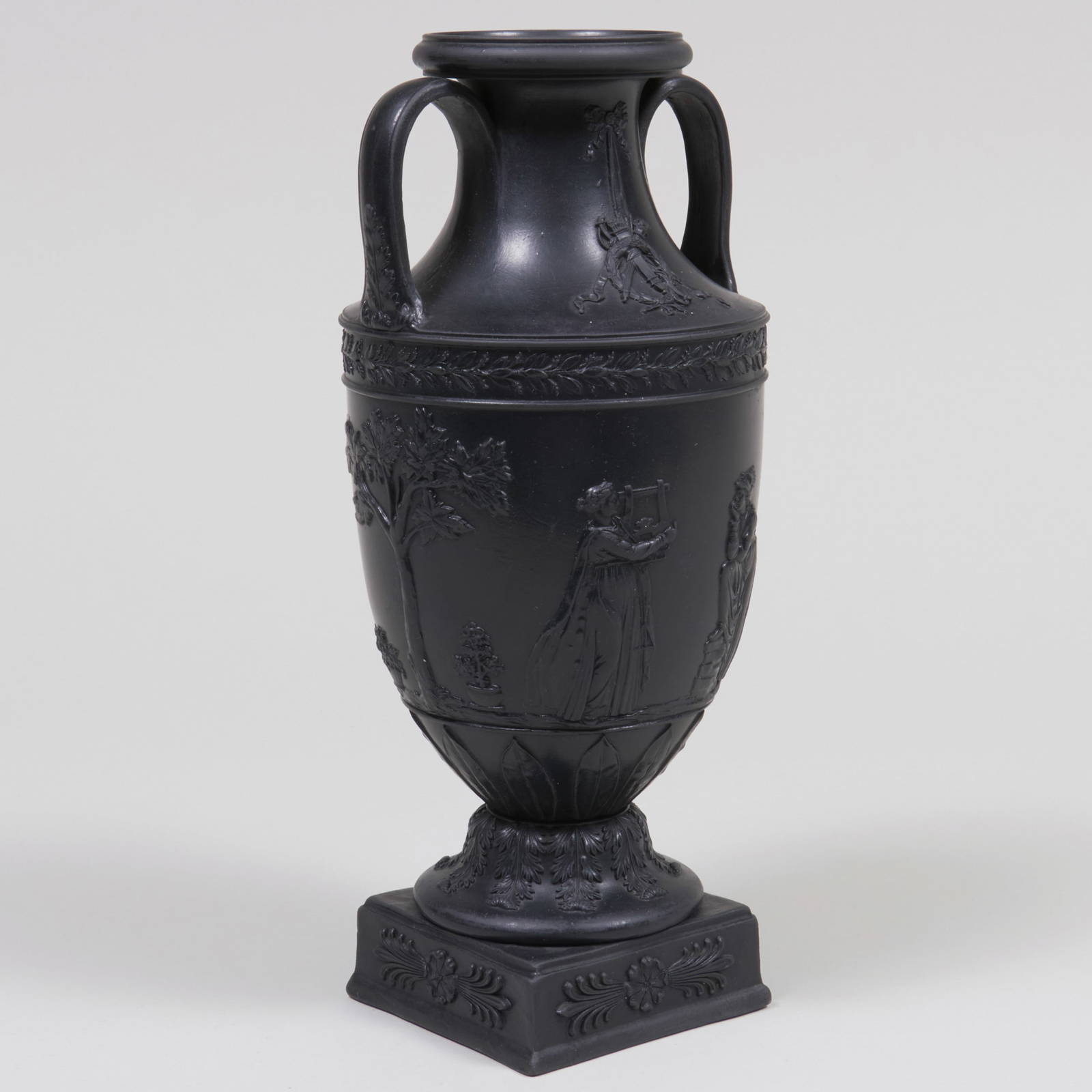 Wedgwood Black Basalt Vase With Classical Frieze Auction