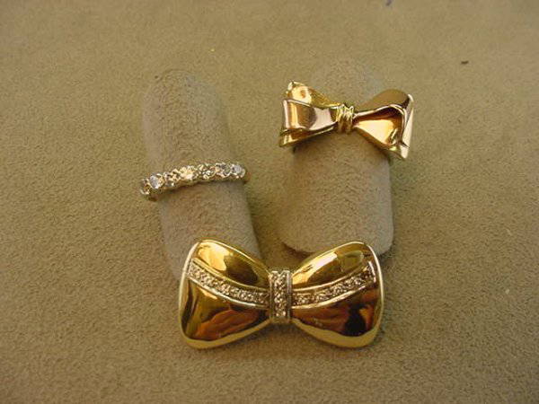 14k Gold Bow Ring, Bow Pearl Shortener And Ring
