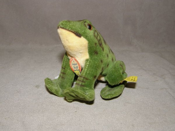 7405: 4" STEIFF FROG WITH TAG #3408