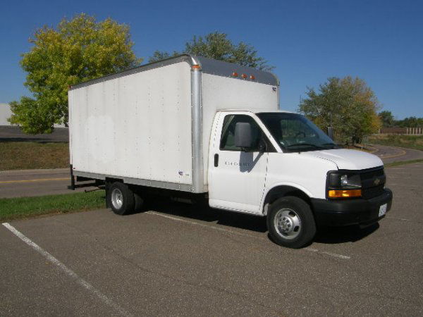 2006 Chevy 15 Foot Cube Van