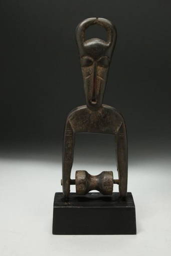 African Art Senufo Pulley - Dec 03, 2022 | Arte Antico in NY