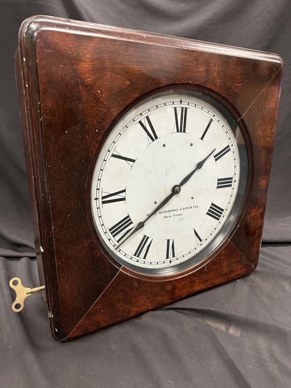 Vintage Self Winding Clock Company Wall Clock Auction
