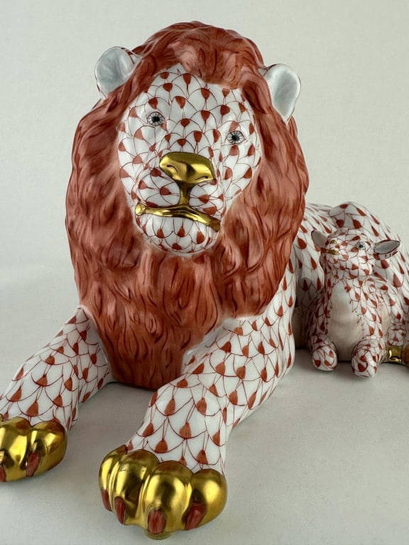 Herend Lion & Lamb Red Kingdom Classic 15670 Auction