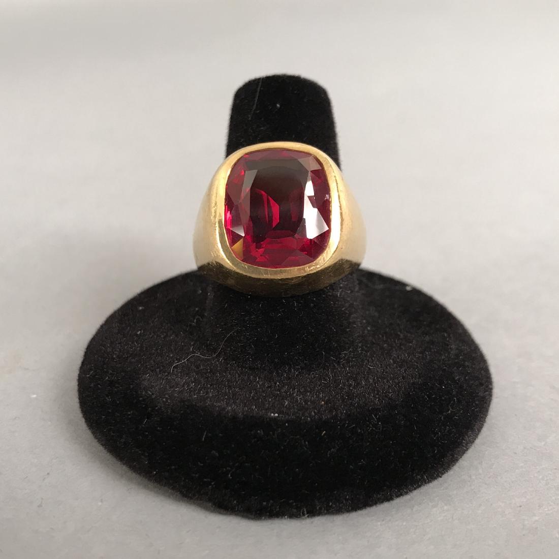 Mens 18K Gold Ruby Ring