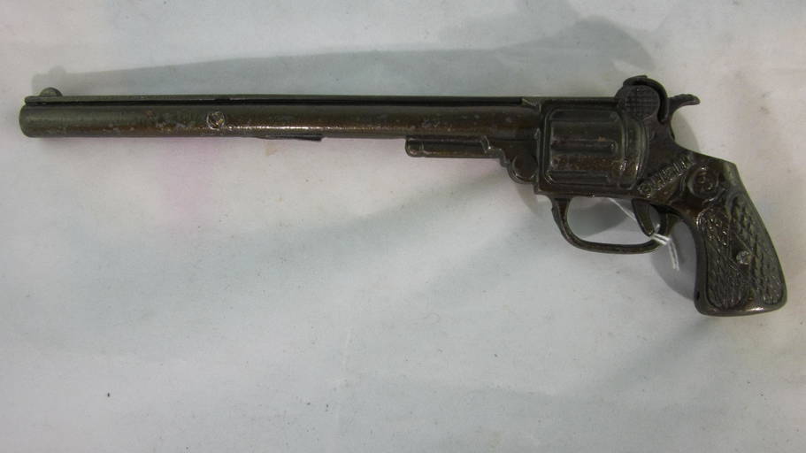 Kenton Single Shot "sheik" Long Barrel Cap Gun.