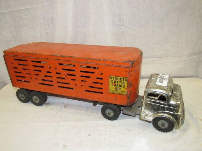 Structo Cattle Hauler Tractor Trailer