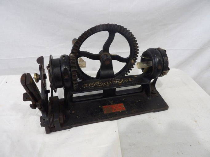 The Star Window Shade Cutter