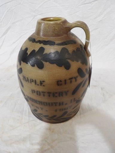 1987 Maple City Pottery 2 gallon stoneware jug (#0604) on Dec 28, 2021 ...