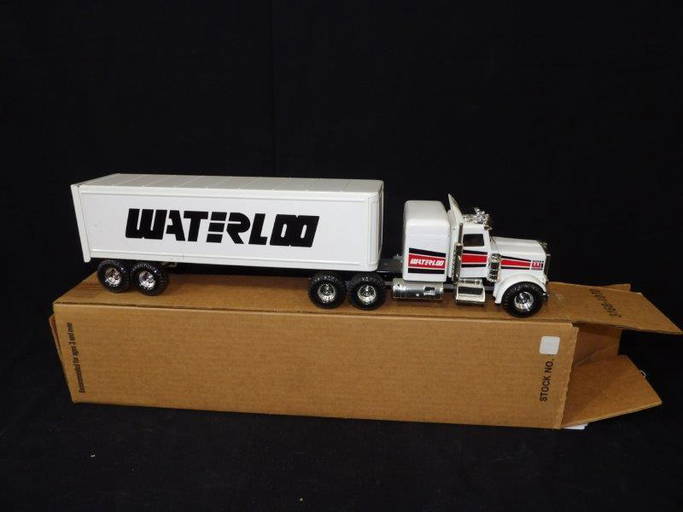 Ertl Waterloo Industries Advertising Truck & Trailer (#0063) on Aug 15 ...